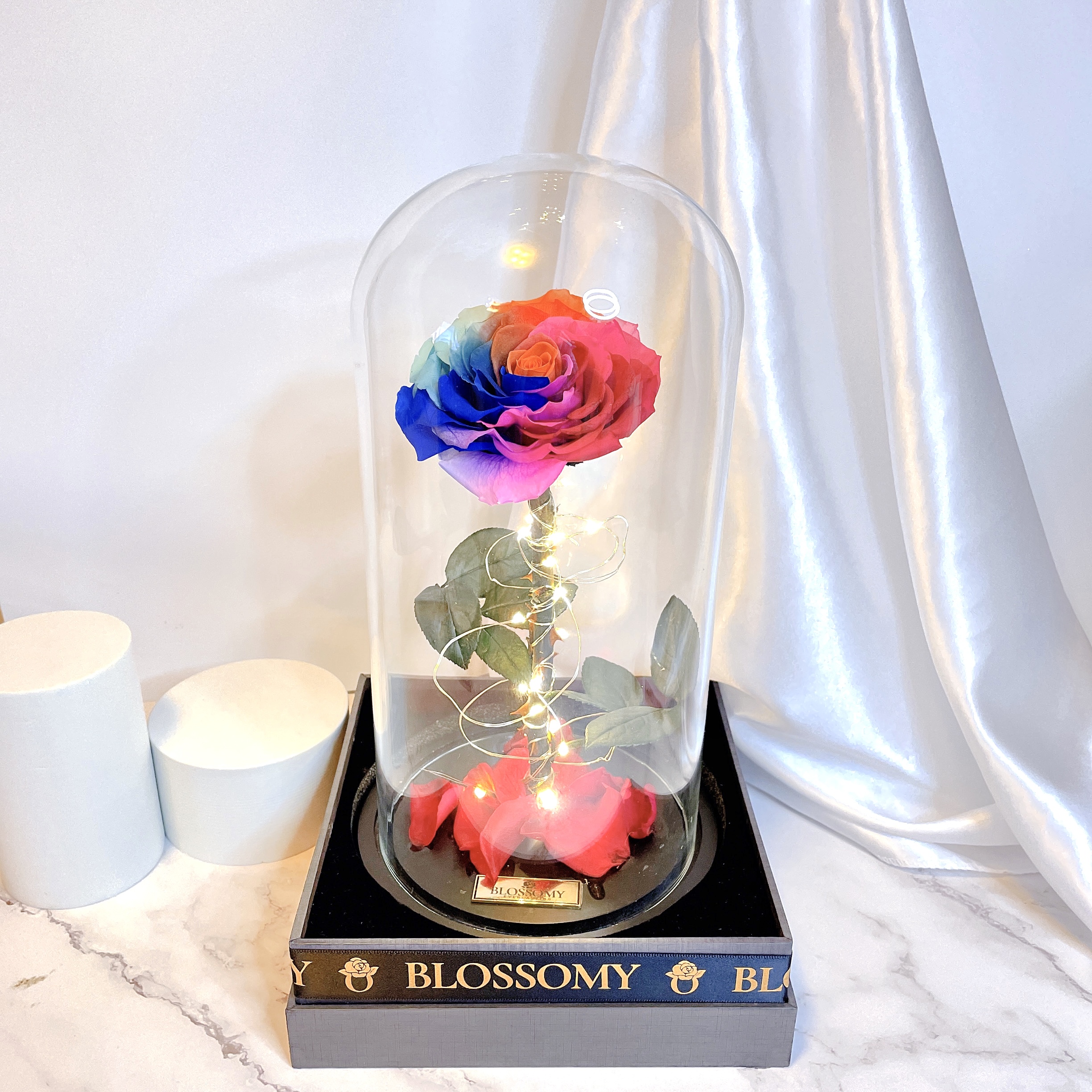 Blue Floral Dome - BLOSSOMY™ - Luxury Roses & Gifts