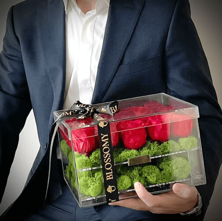 Deluxe Rose Arrangement Box - BLOSSOMY